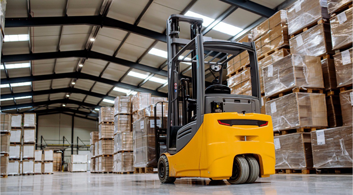 The 2025 Forklift Battery Guide: What Operators Need to Know | Leoch ...